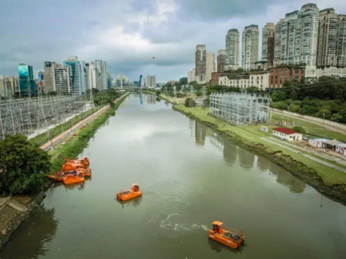 The Value Of Urban Rivers: Experiences And Perspectives