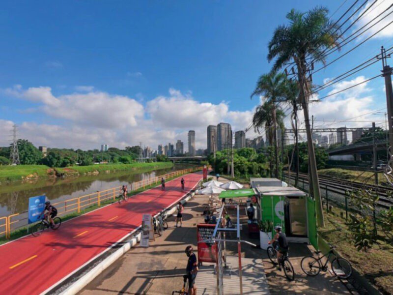 The Value Of Urban Rivers: Experiences And Perspectives